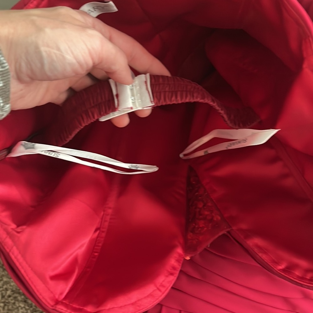 Mermaid Style Evening Gown - Gem